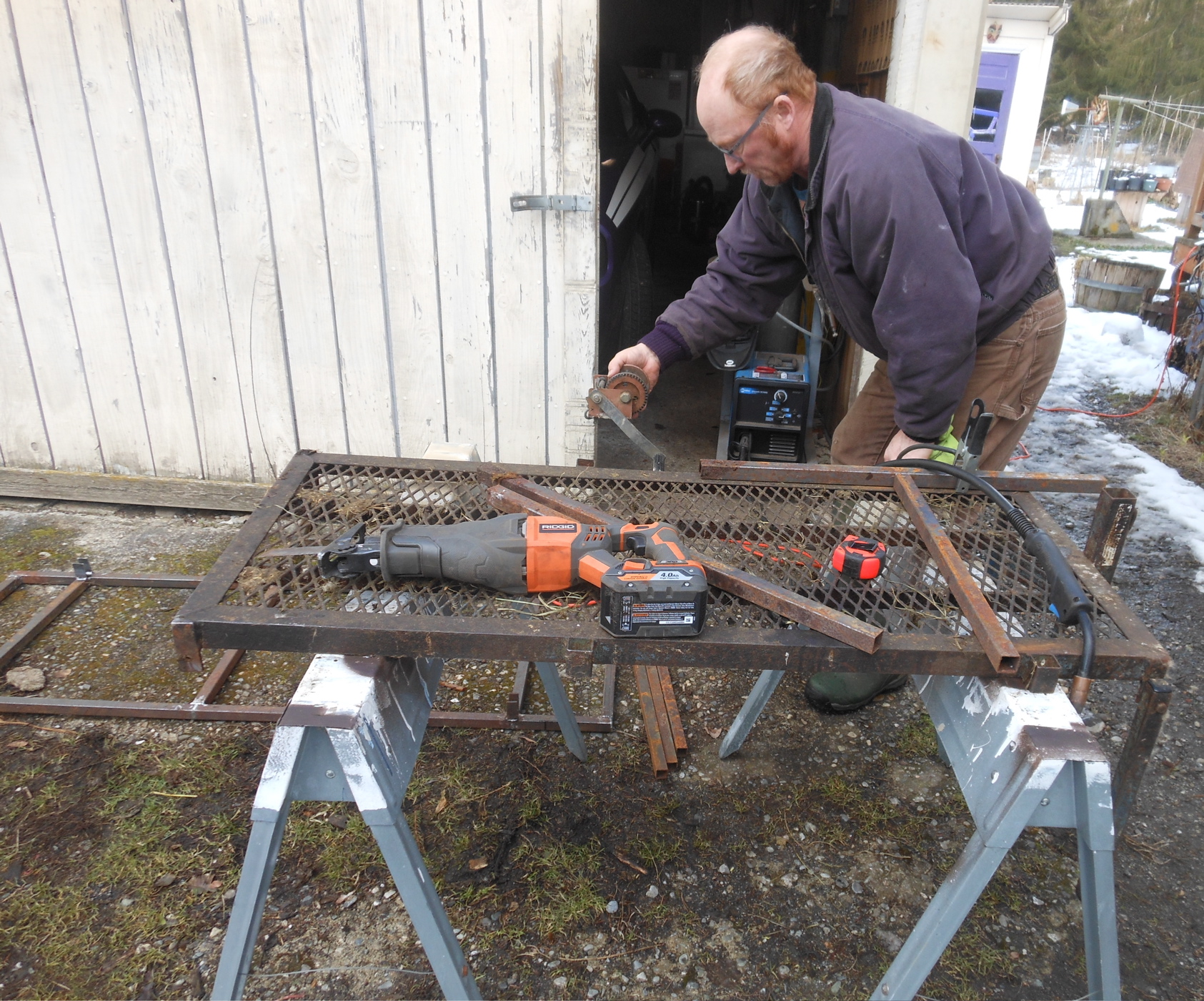 Improved Shearing Stand | Schoonover Farm Blog
